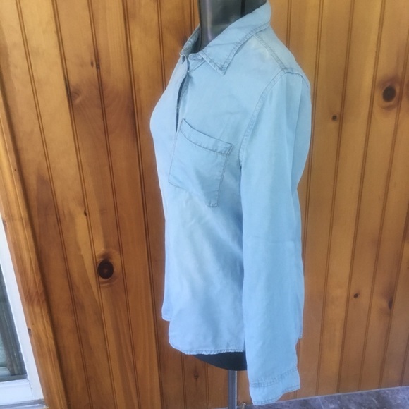 YMI | Tops | Ymi Denim Medium Light Wash Denim Pearl Snap Top | Poshmark